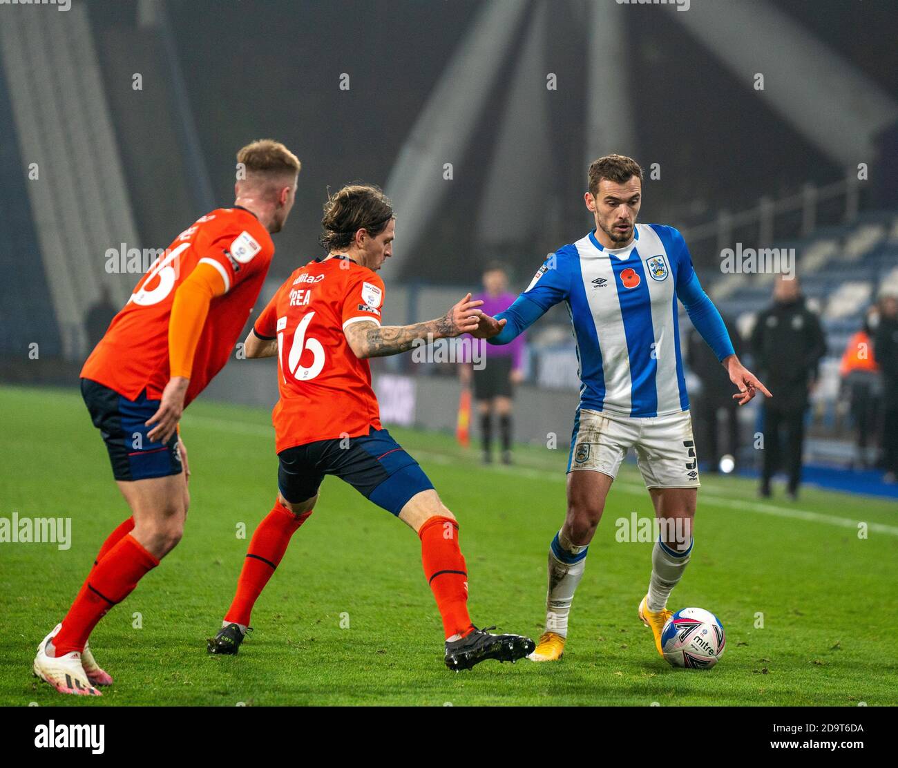 Huddersfield, Yorkshire, UK. 7th November 2020 The John Smiths Stadium ...