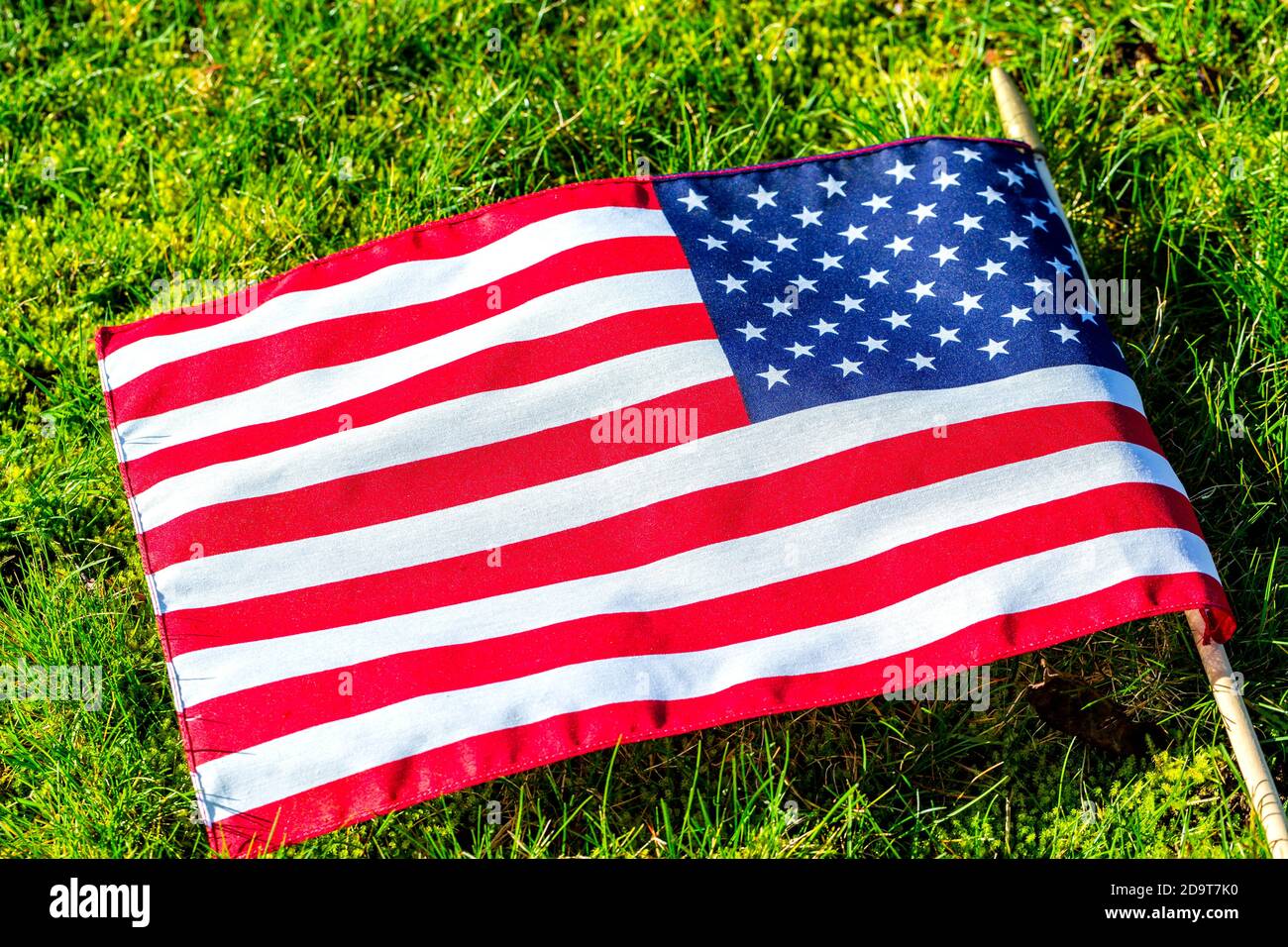American Flag on Cemetery Stock Photo - Alamy