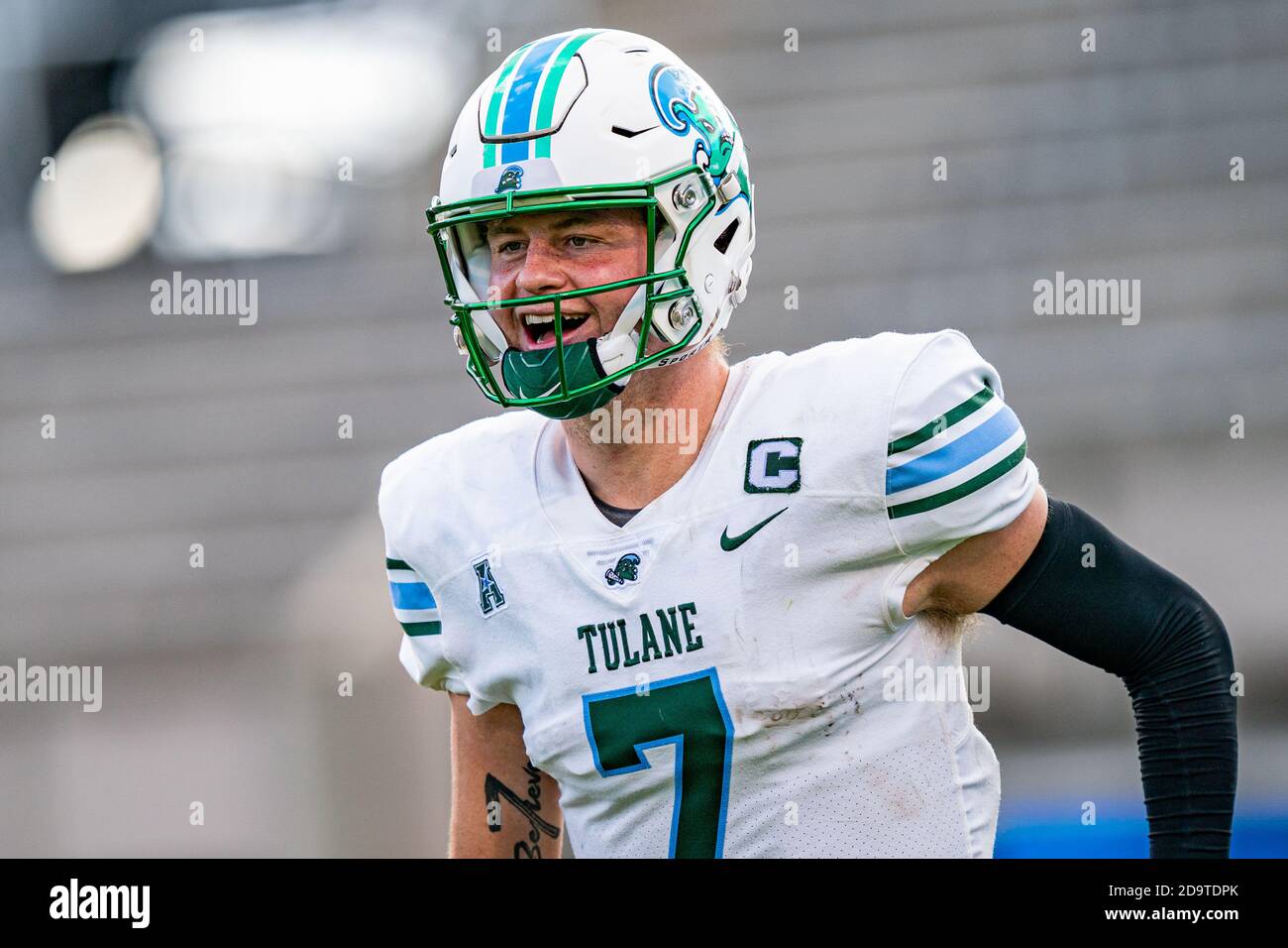 Tulane Green Wave quarterback Michael Pratt (7) during the NCAA college ...