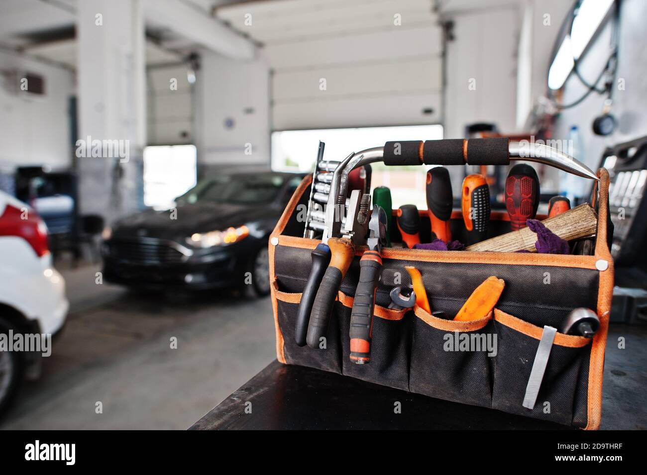 Mechanic theme hi-res stock photography and images - Alamy