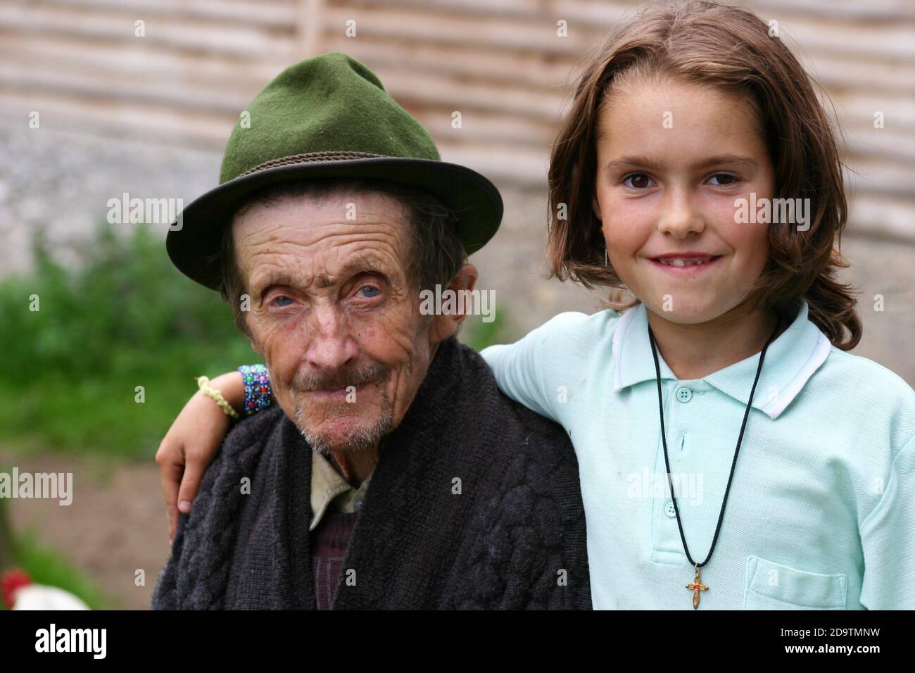 Romanian peasant family hi-res stock photography and images - Alamy