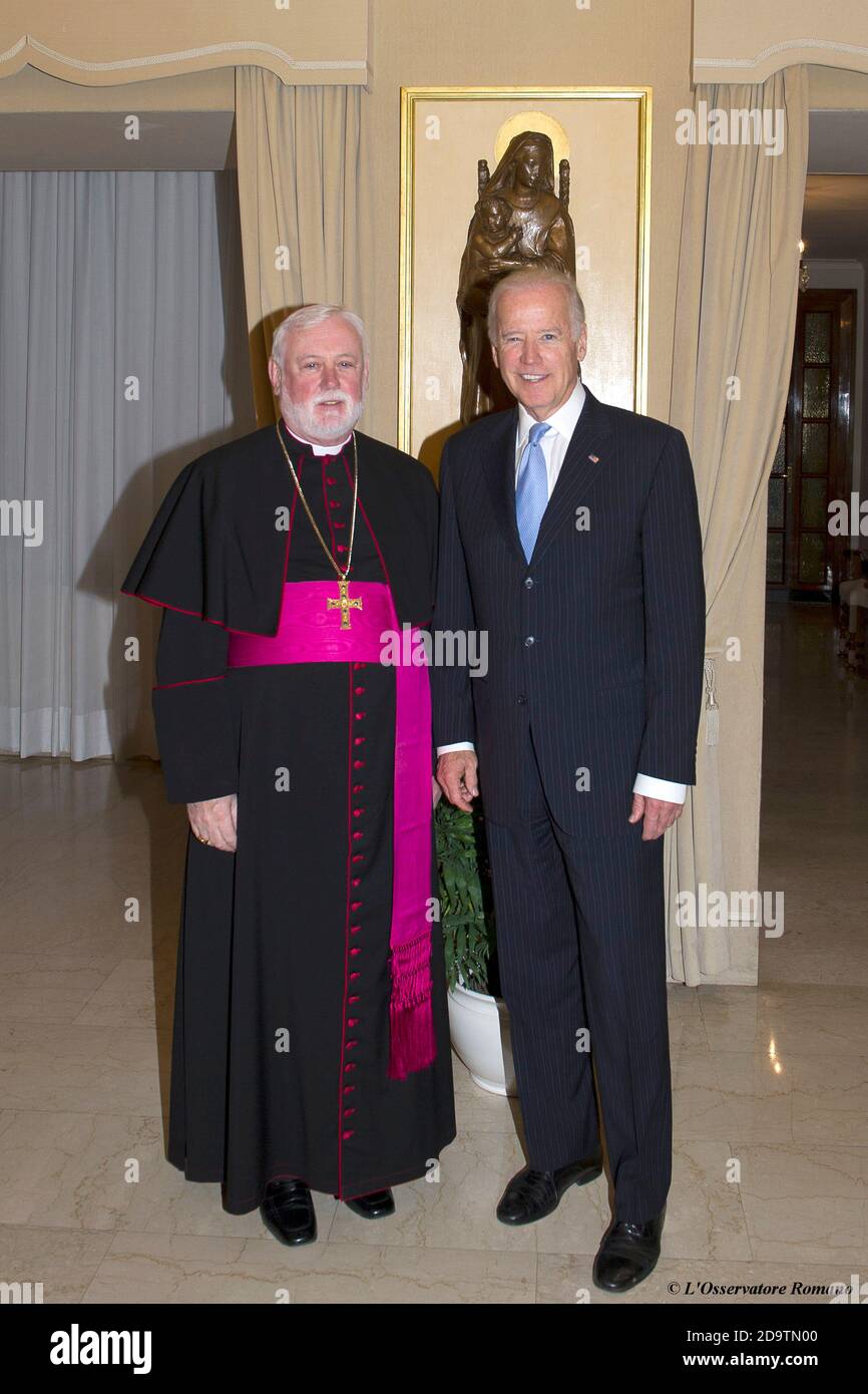 Paul richard gallagher hi-res stock photography and images - Alamy