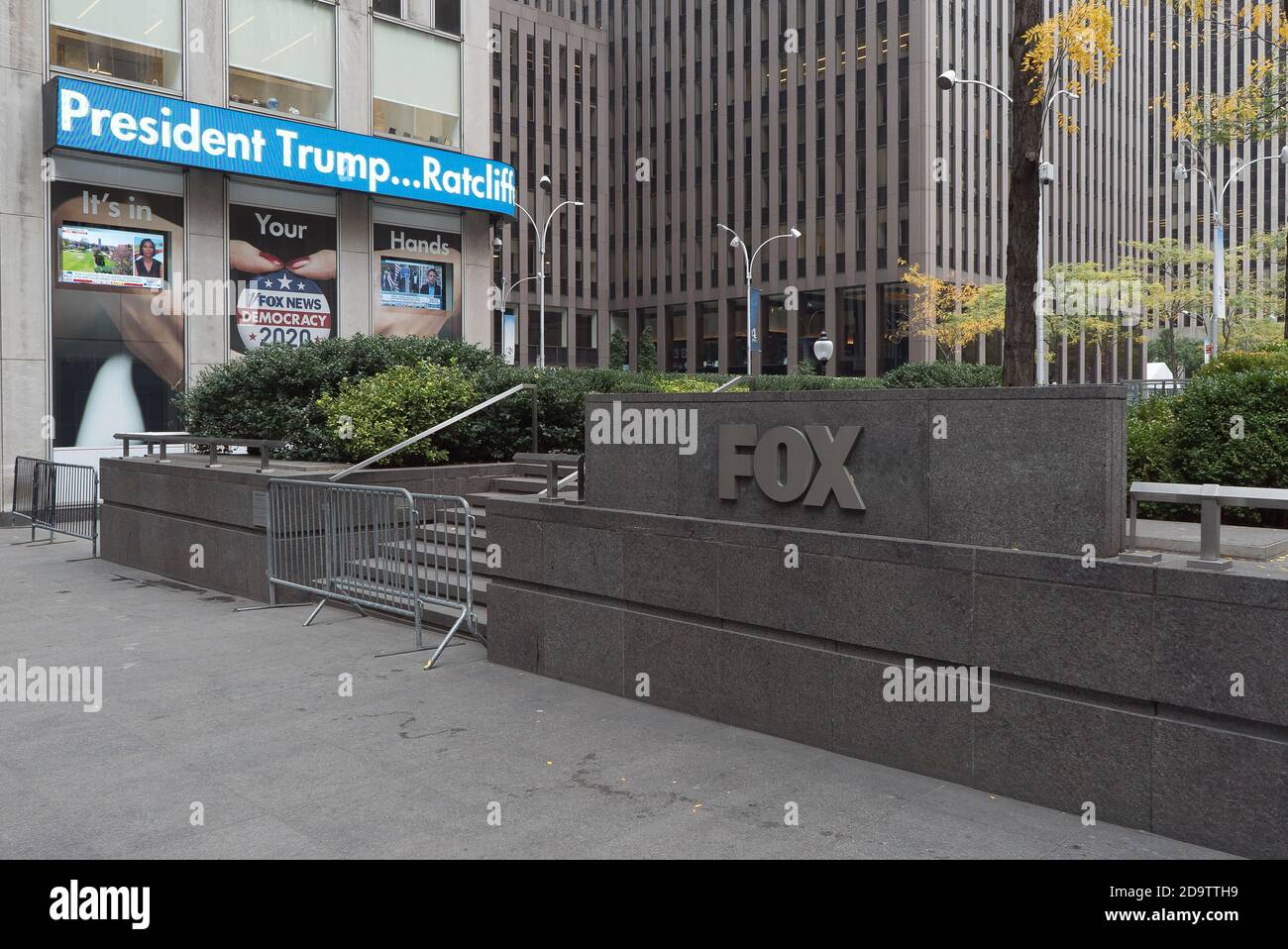 Fox News headquarters in Midtown Stock Photo - Alamy
