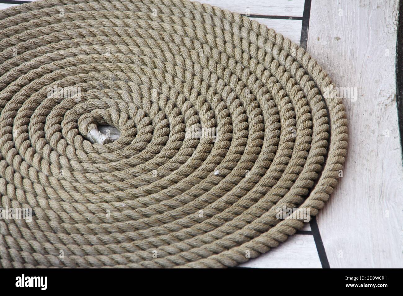 Tidy ropes on the deck hi-res stock photography and images - Alamy