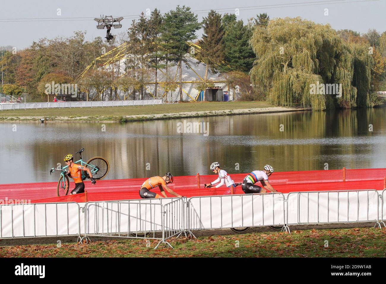 ROSMALEN, NETHERLANDS - NOVEMBER 07: Wedstrijdbeeld Ryan Kamp aan de ...