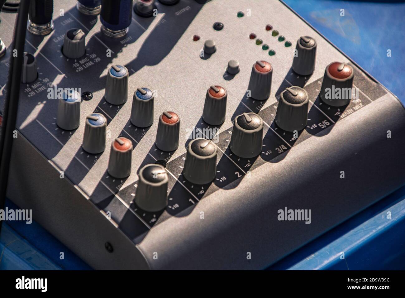 Two channel audio hi-res stock photography and images - Alamy