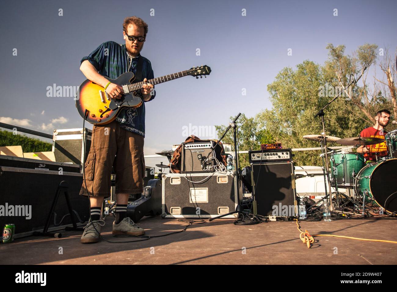 Outdoor stage metal band hi-res stock photography and images - Alamy