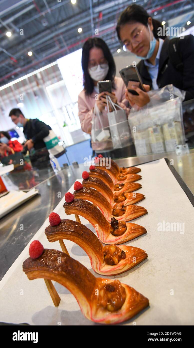 China high heels hi-res stock photography and images - Alamy