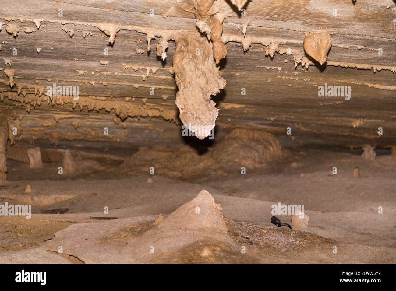 Limestone formation inside caves at Mulu National Park, Sarawak Stock ...