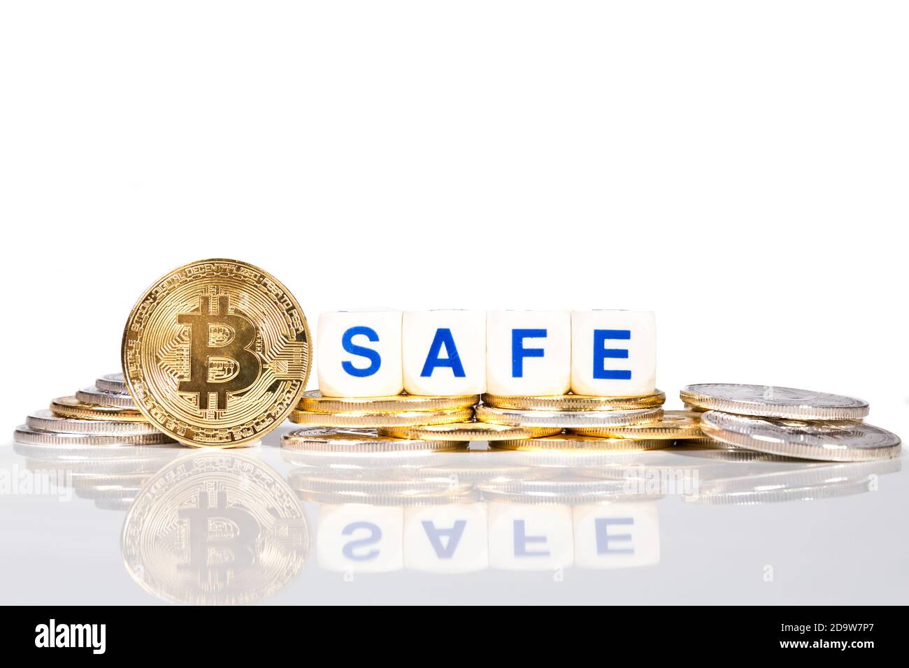 Cryptocurrency word hi-res stock photography and images - Alamy