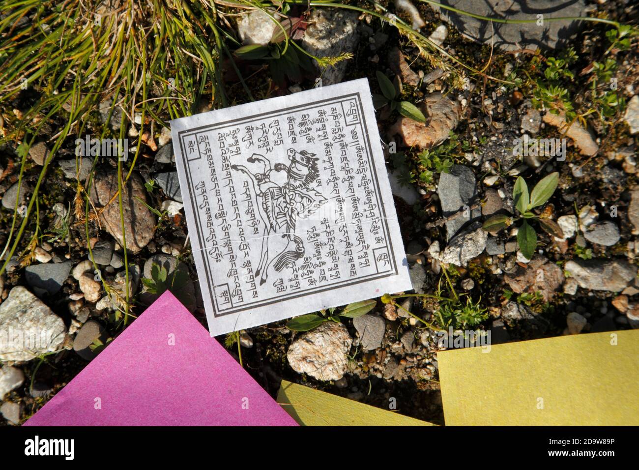 Tibetan prayer papers hi-res stock photography and images - Alamy