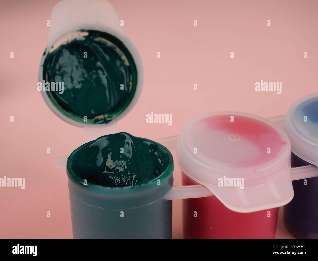 Poster paints hi-res stock photography and images - Alamy