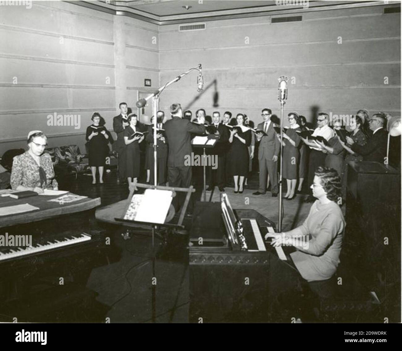 1940s Recording Studio High Resolution Stock Photography and Images - Alamy