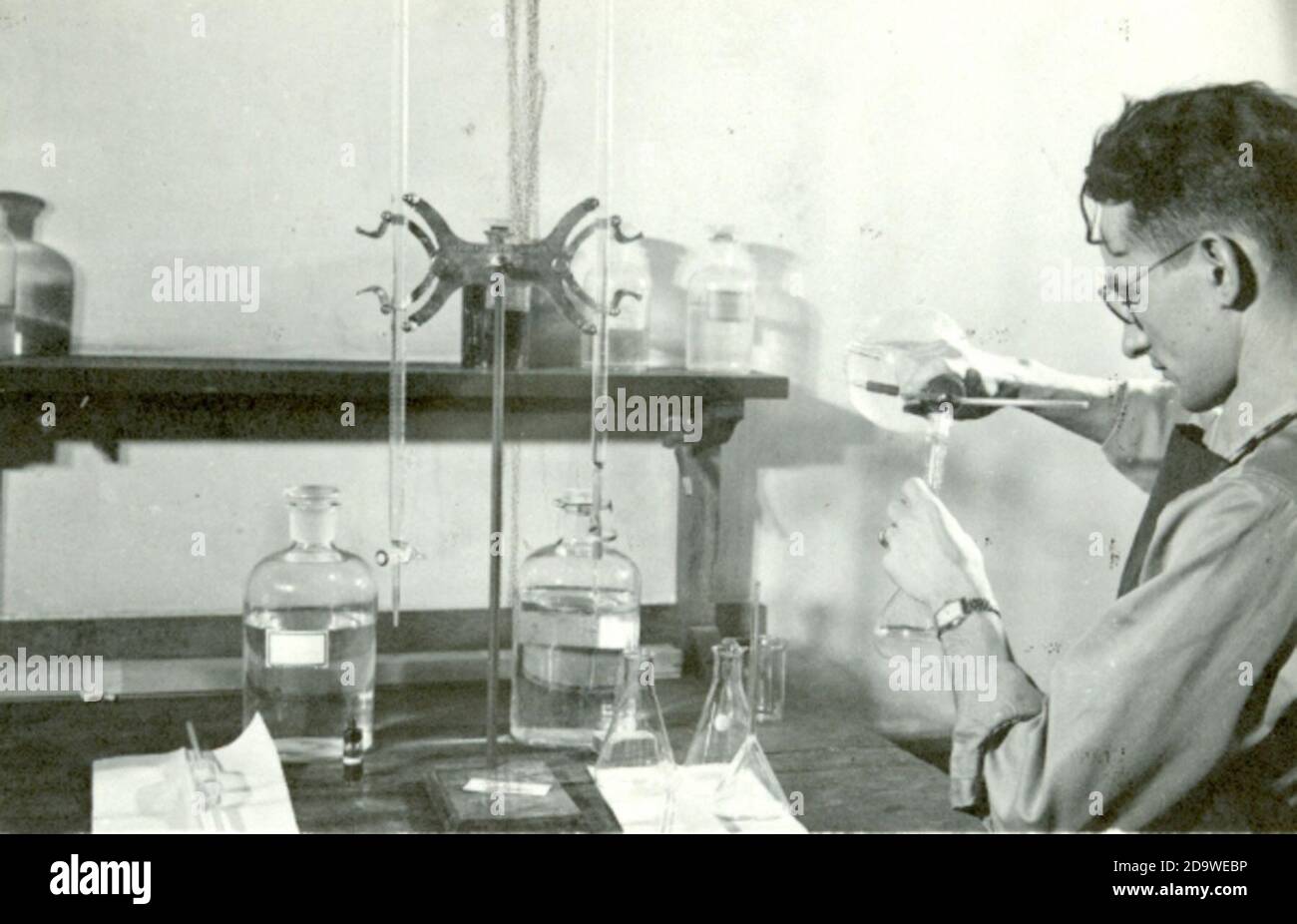 1940s lab hi-res stock photography and images - Alamy