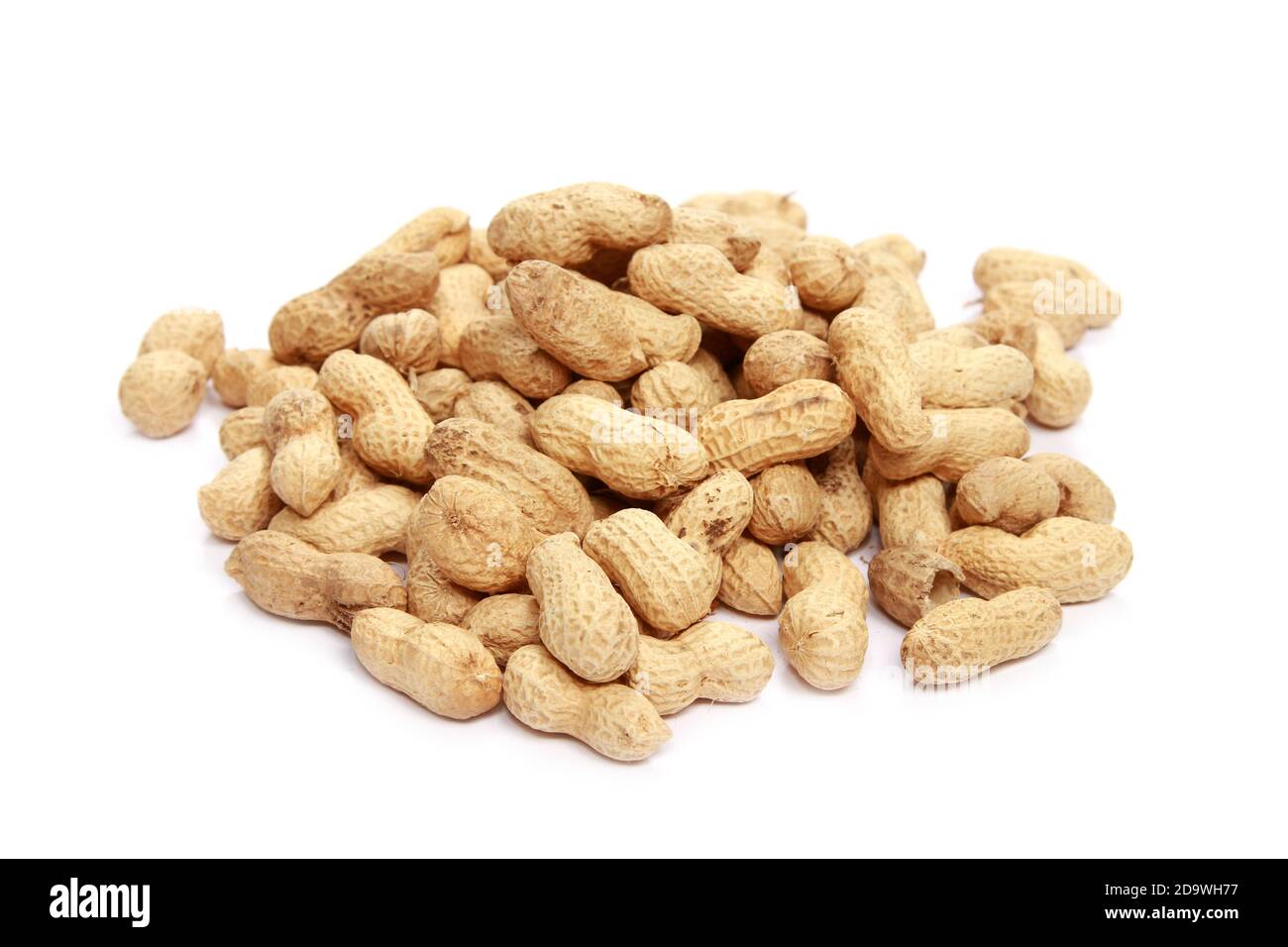 Closeup shot unpeeled peanuts hi-res stock photography and images - Alamy