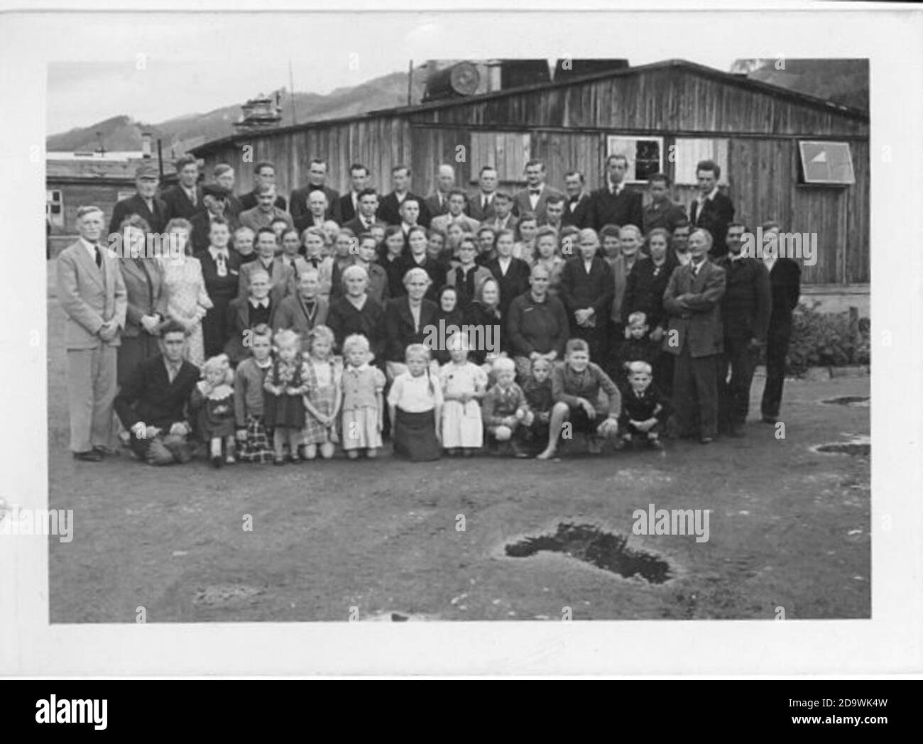 1940s group photo hi-res stock photography and images - Alamy