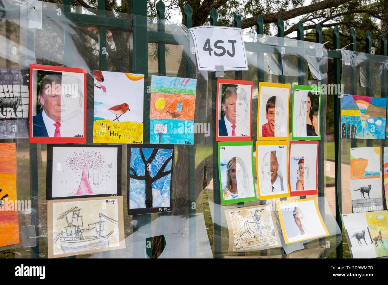 Australian primary school with children students artwork and drawings ...