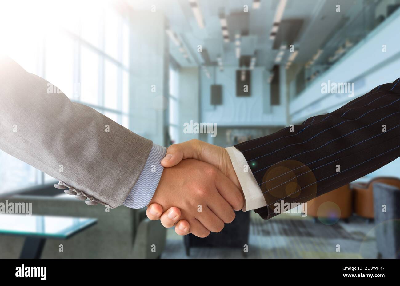 Business deals handshake hi-res stock photography and images - Alamy