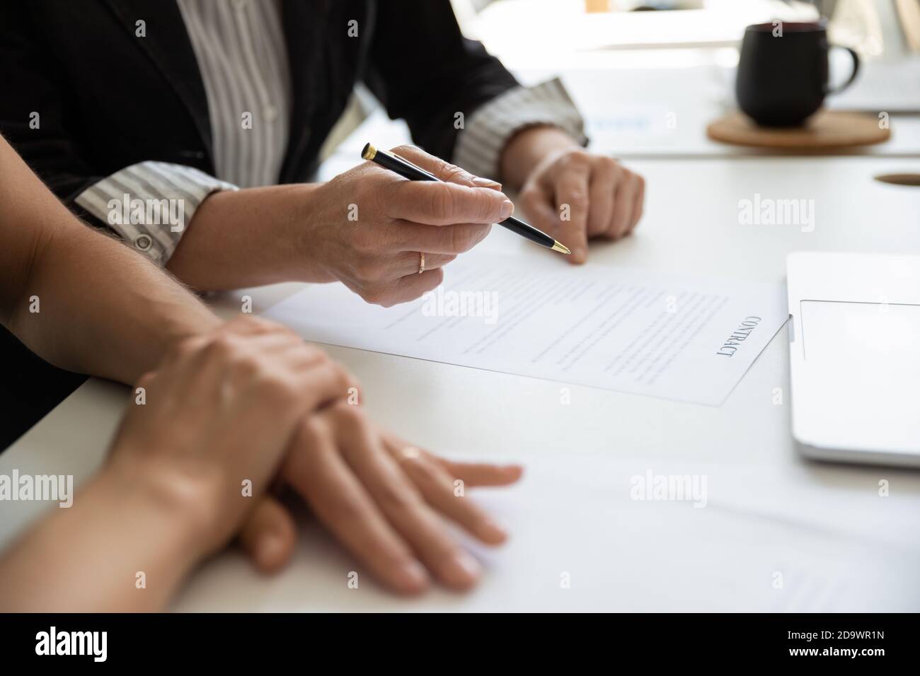 Preparing to sign hi-res stock photography and images - Alamy
