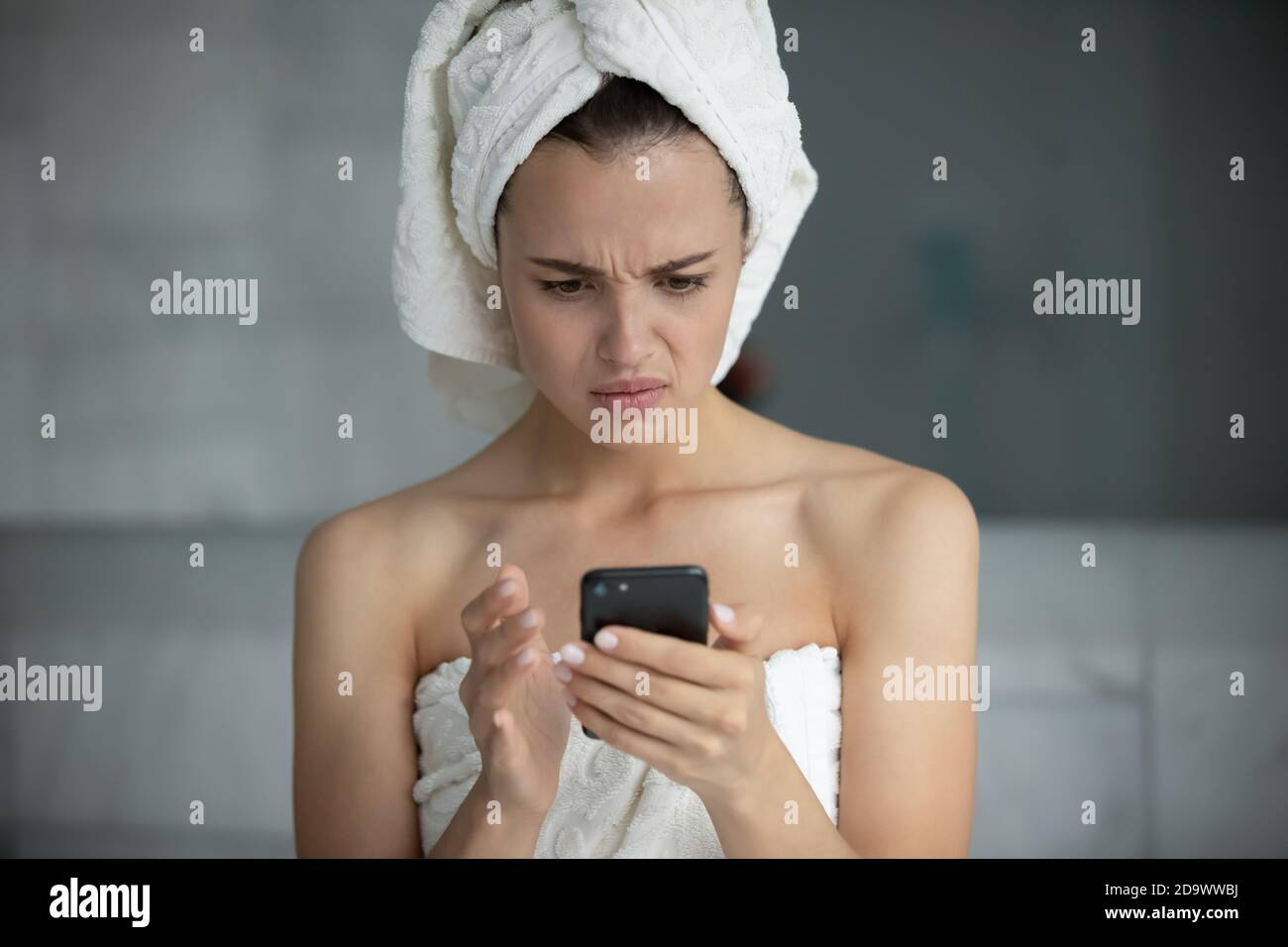 Sad stressed young lady getting email with bad news Stock Photo - Alamy