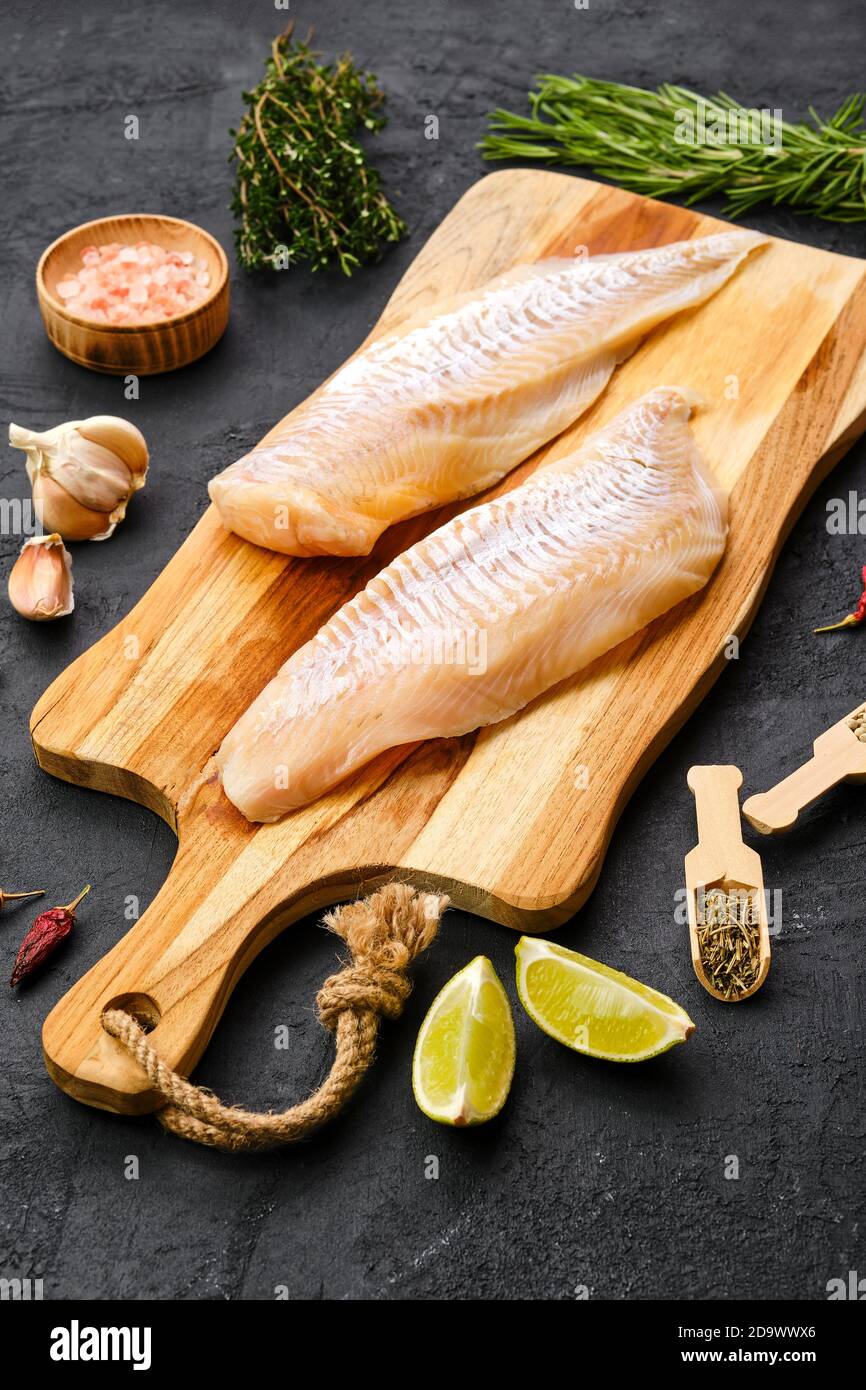 Haddock fillet hi-res stock photography and images - Alamy
