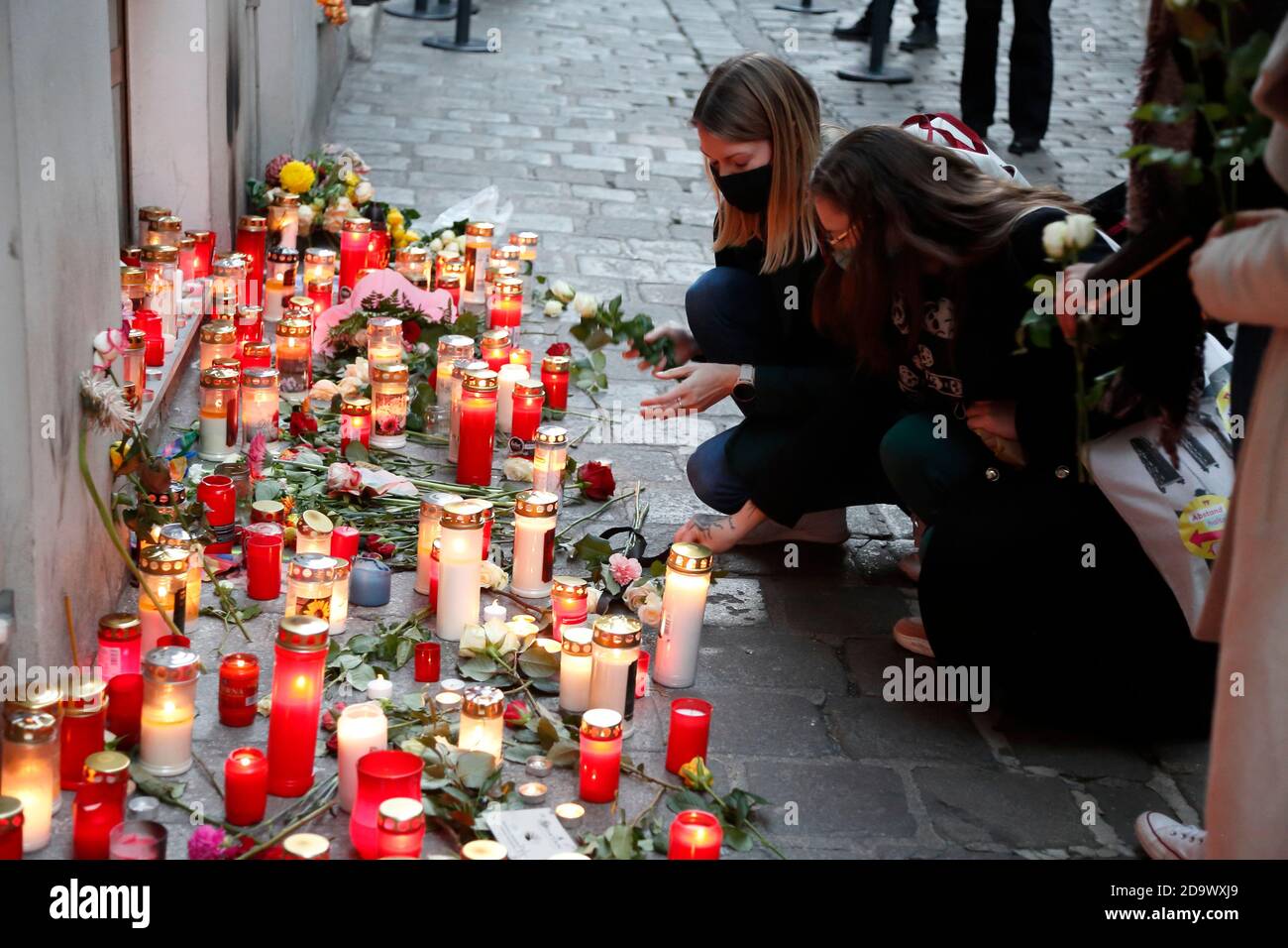 IS terrorist attack in Vienna: Sea of lights for the victims Vienna ...