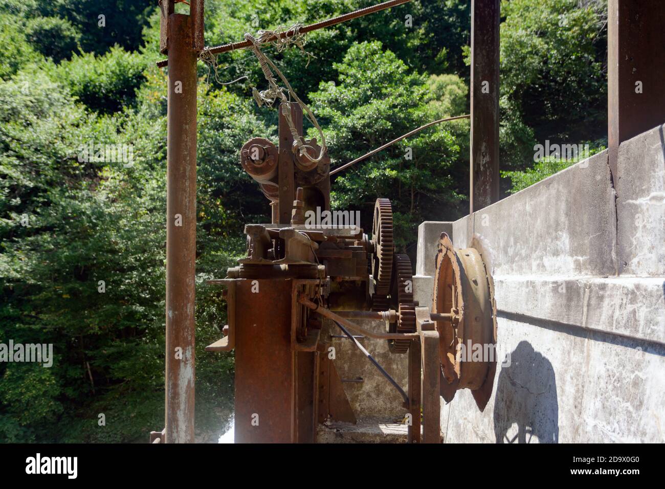 Old rusty mechanism Stock Photo - Alamy