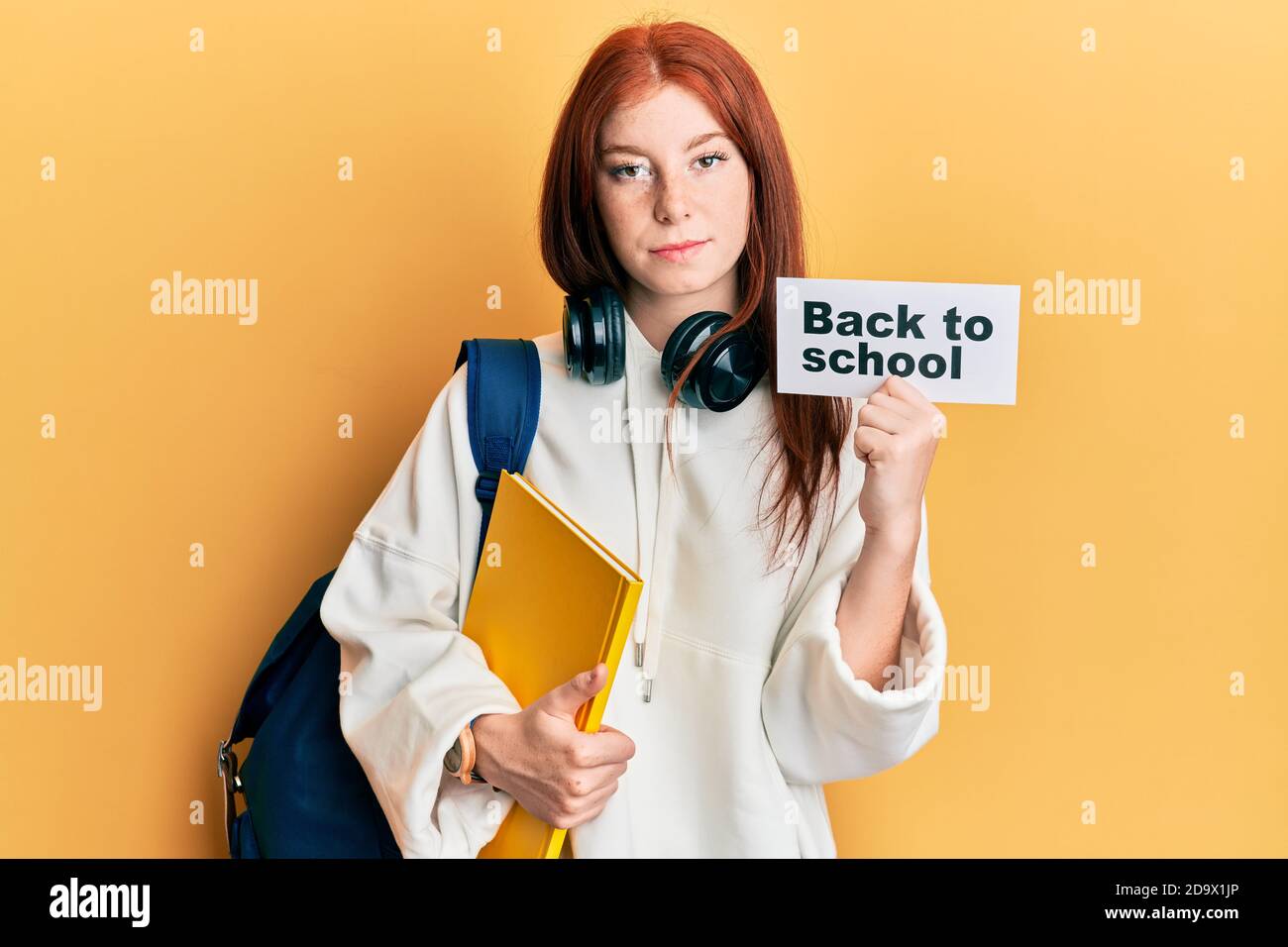 Teenager look back sad hi-res stock photography and images - Alamy