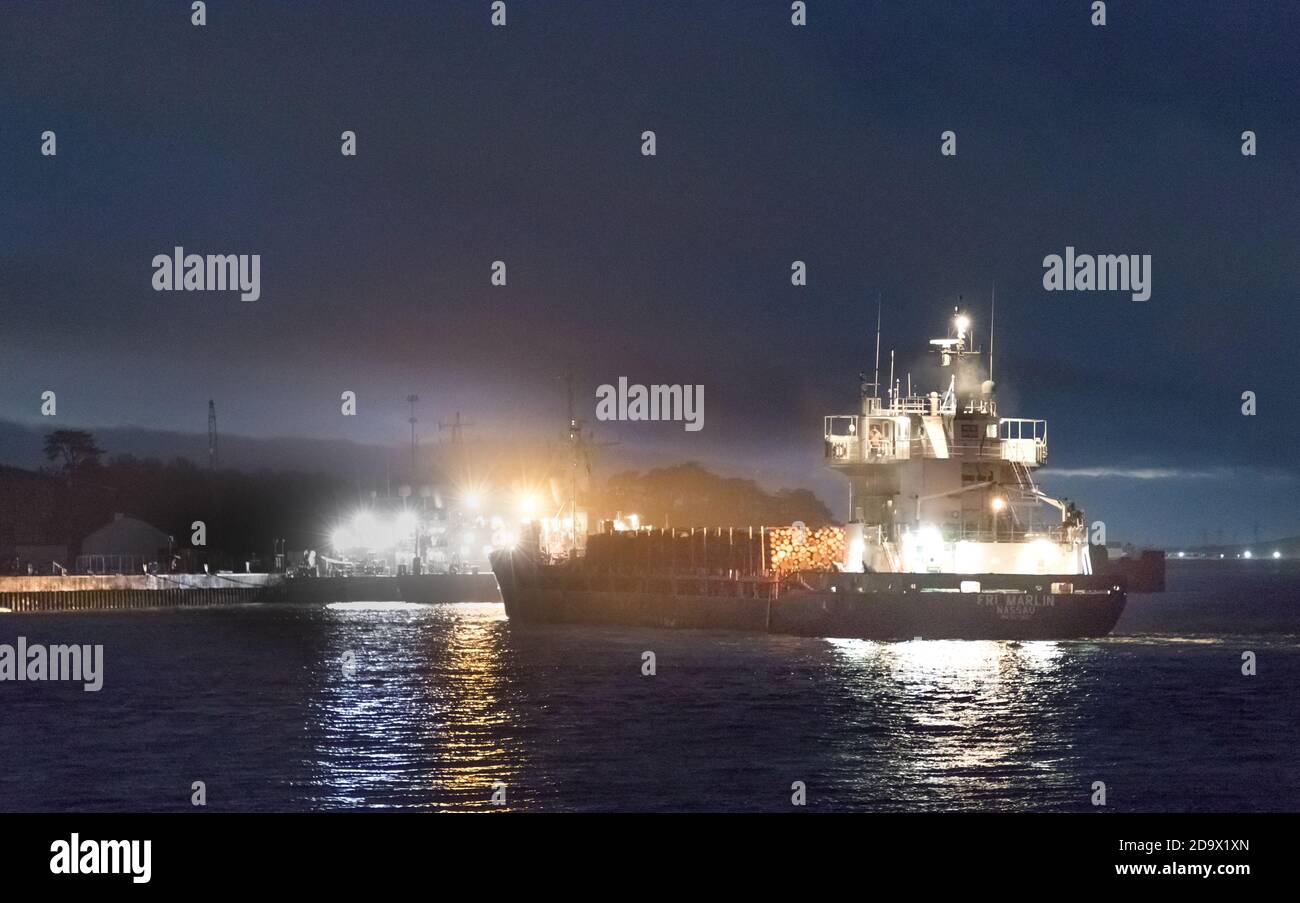 Cork dockyard hi-res stock photography and images - Alamy