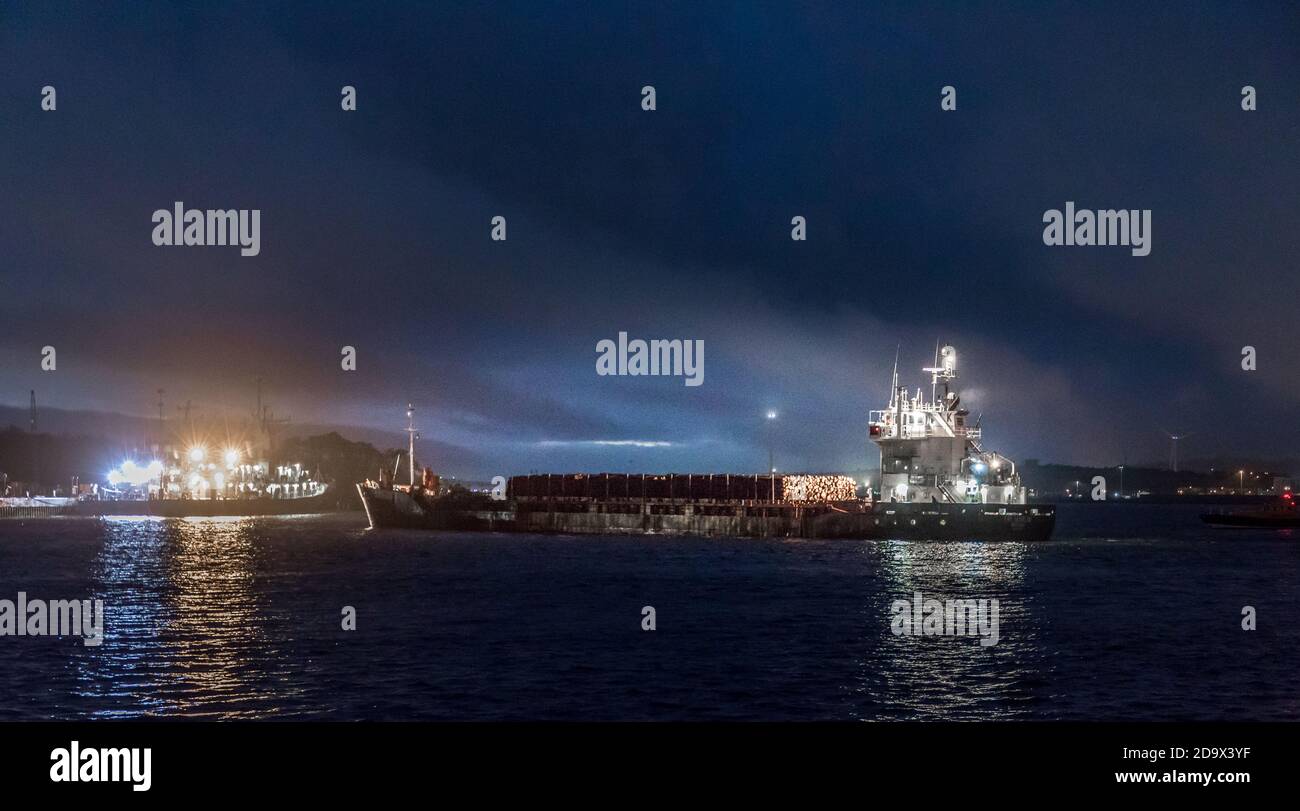 Cork dockyard hi-res stock photography and images - Alamy