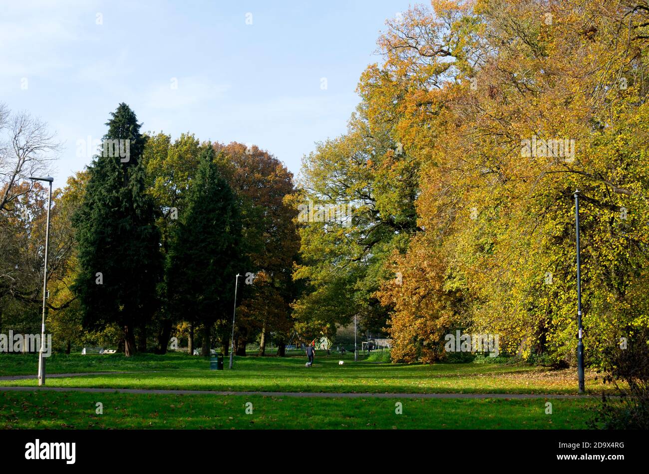 Priory Pools in autumn, Warwick, Warwickshire, England, UK Stock Photo ...