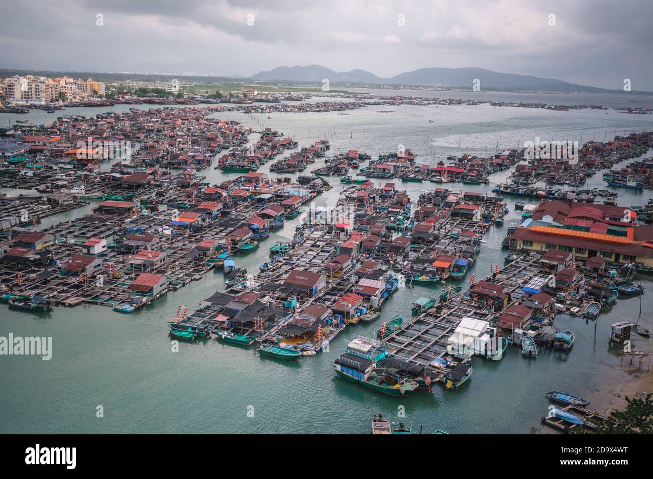 Lingshui hi-res stock photography and images - Alamy