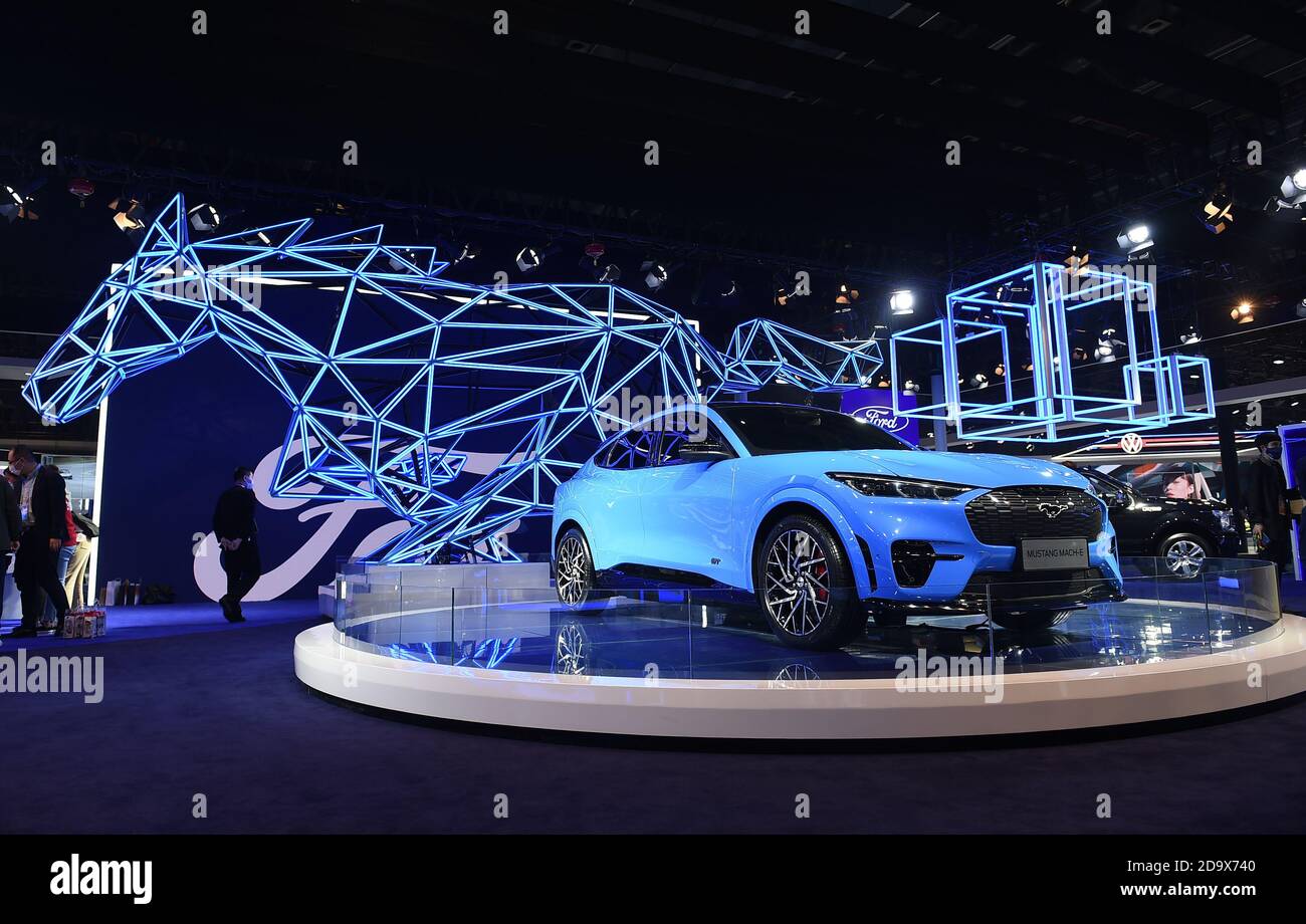 Ford booth High Resolution Stock Photography and Images - Alamy