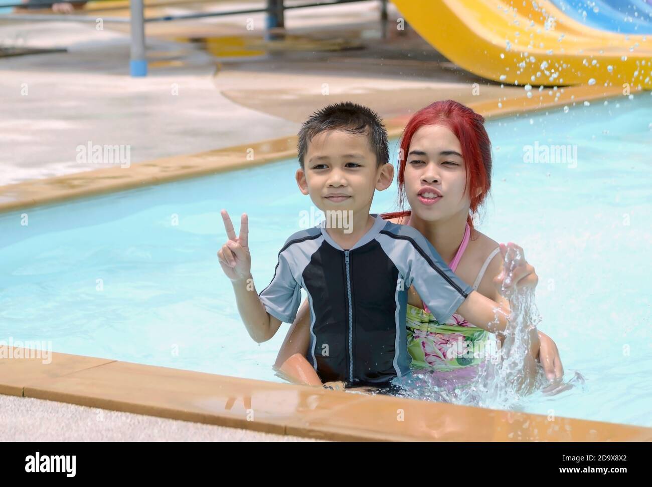 Asian kids swimming pool hi-res stock photography and images - Alamy