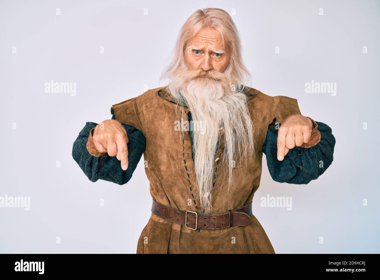 Historical old finger pointing hand hi-res stock photography and images ...