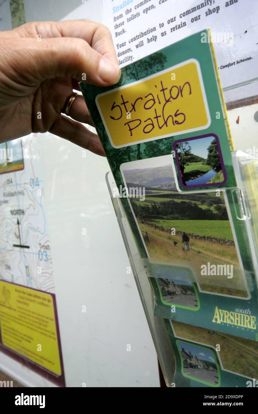 Straiton paths hi-res stock photography and images - Alamy