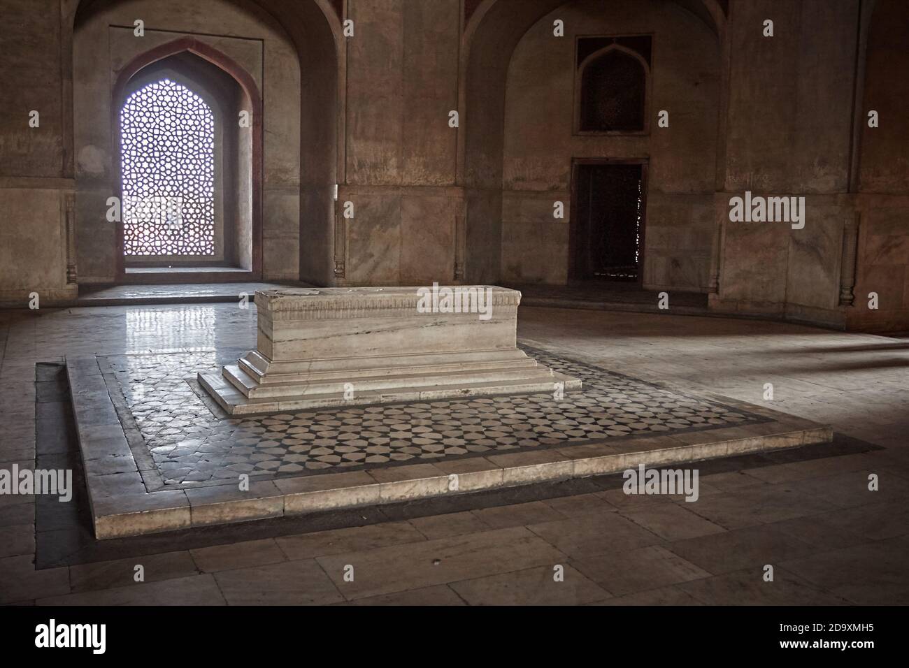 Tomb landscape view humayun tomb hi-res stock photography and images ...