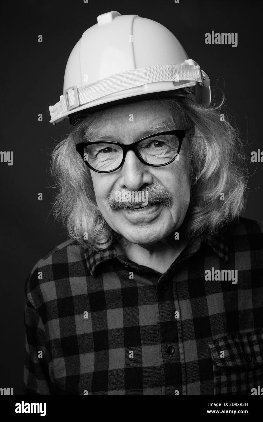 Old construction worker Black and White Stock Photos & Images - Alamy
