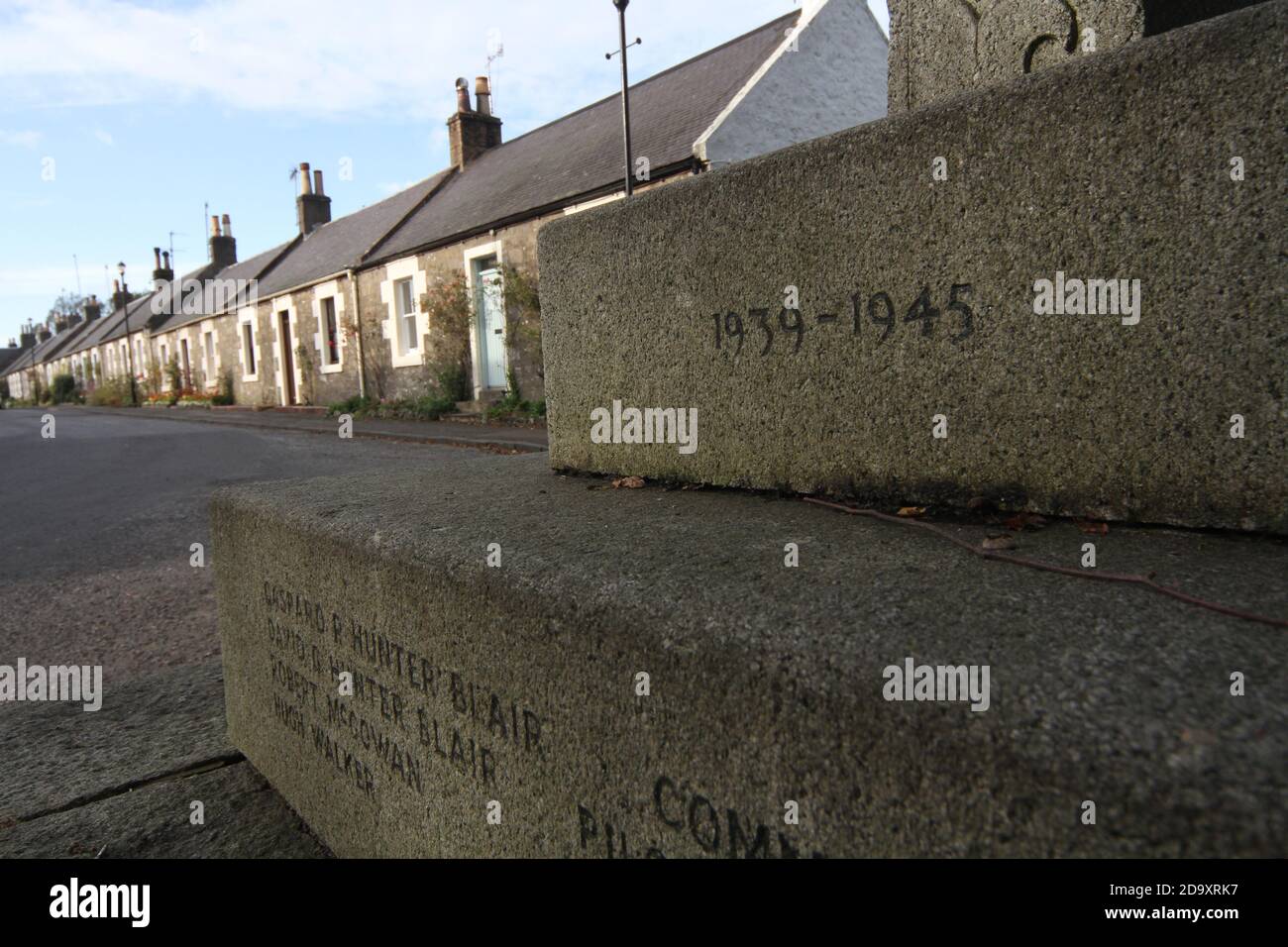 Scotland Ayrshire Straiton Village and war memorial Stock Photo - Alamy
