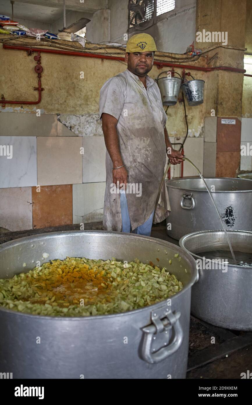 Old Delhi, India, July 2009. Inside the kitchen of the Gurdwara Sis ...
