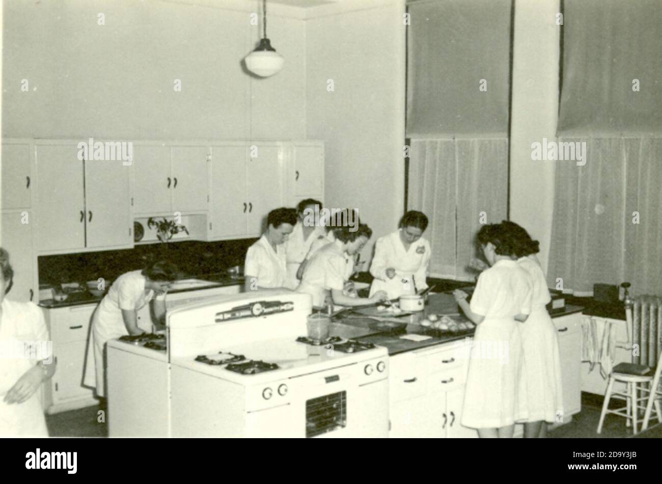 1940s Home Economics High Resolution Stock Photography and Images - Alamy