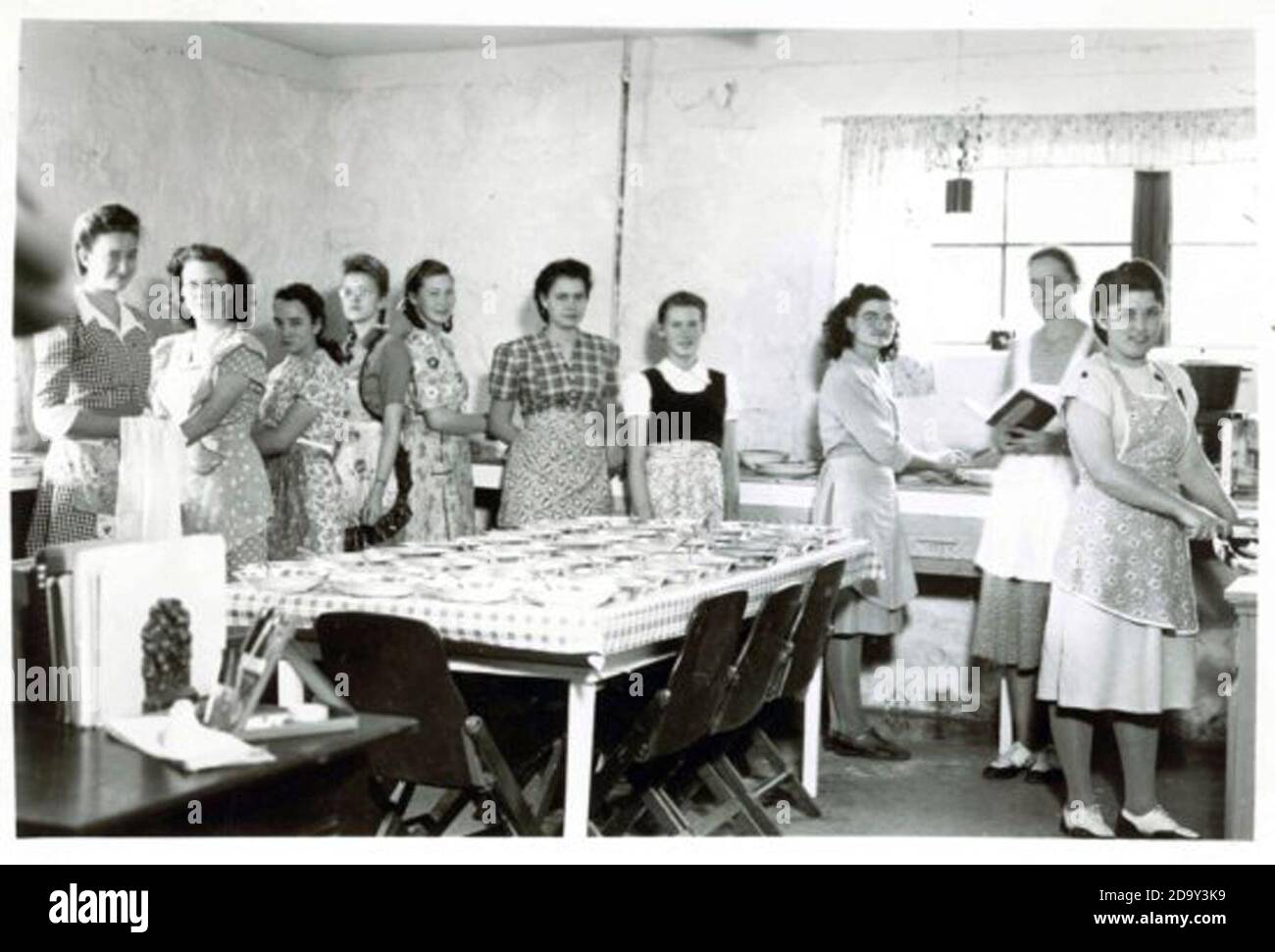 1940s home economics hi-res stock photography and images - Alamy