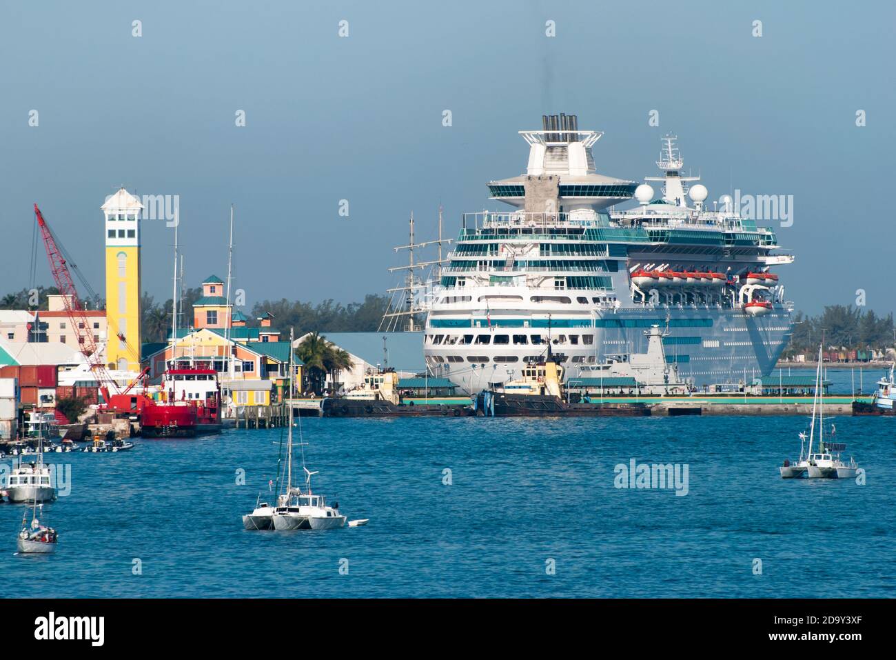 Nassau harbour tower hi-res stock photography and images - Alamy