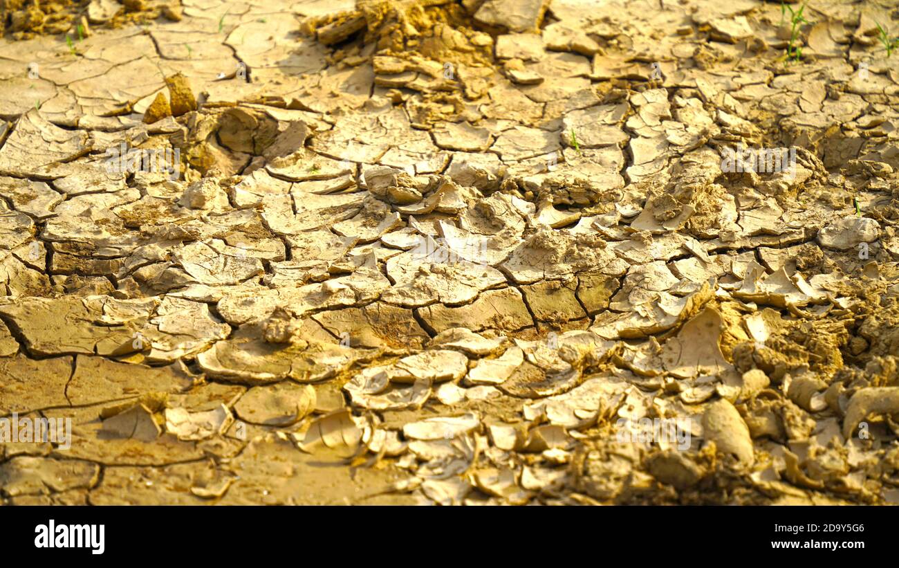 Rough desert hi-res stock photography and images - Alamy