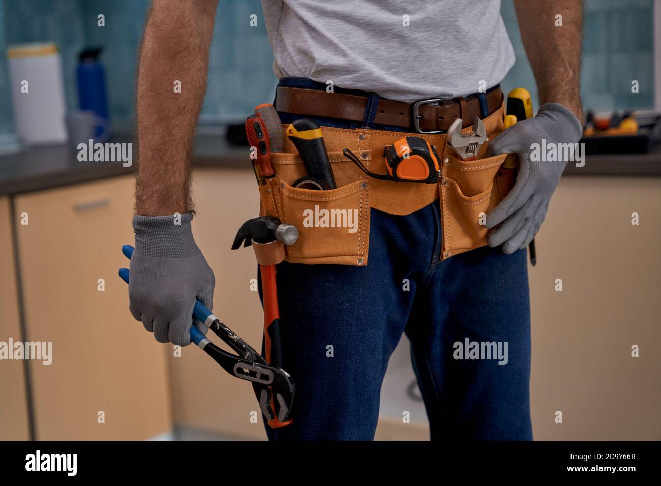 Tools belt hi-res stock photography and images - Alamy