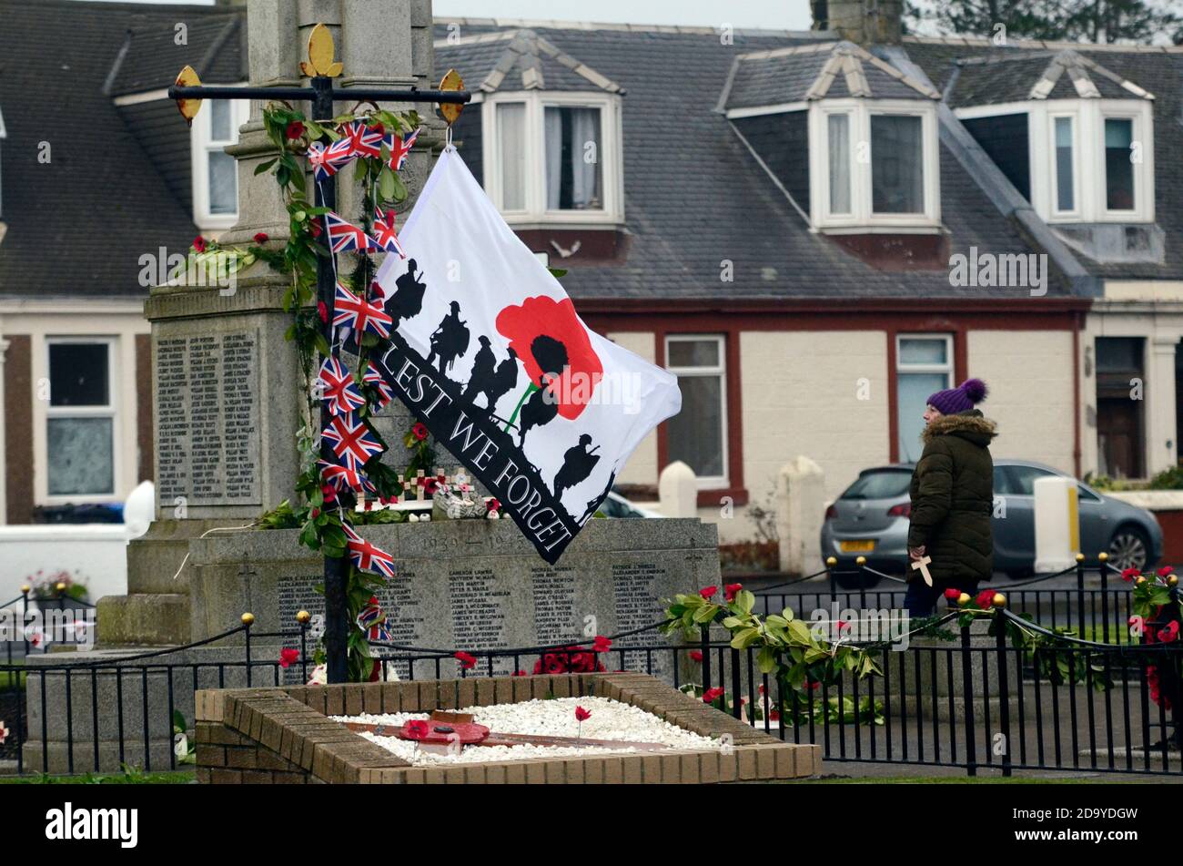 Saltcoats war memorial remembrance Sunday 2020 Stock Photo - Alamy