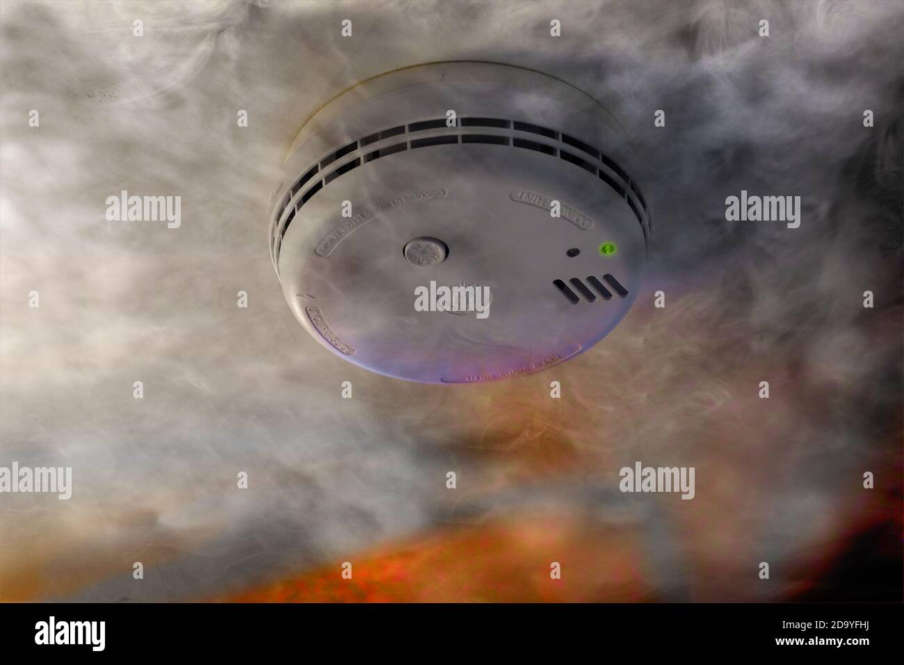 Smoke detector smoke alarm hi-res stock photography and images - Alamy