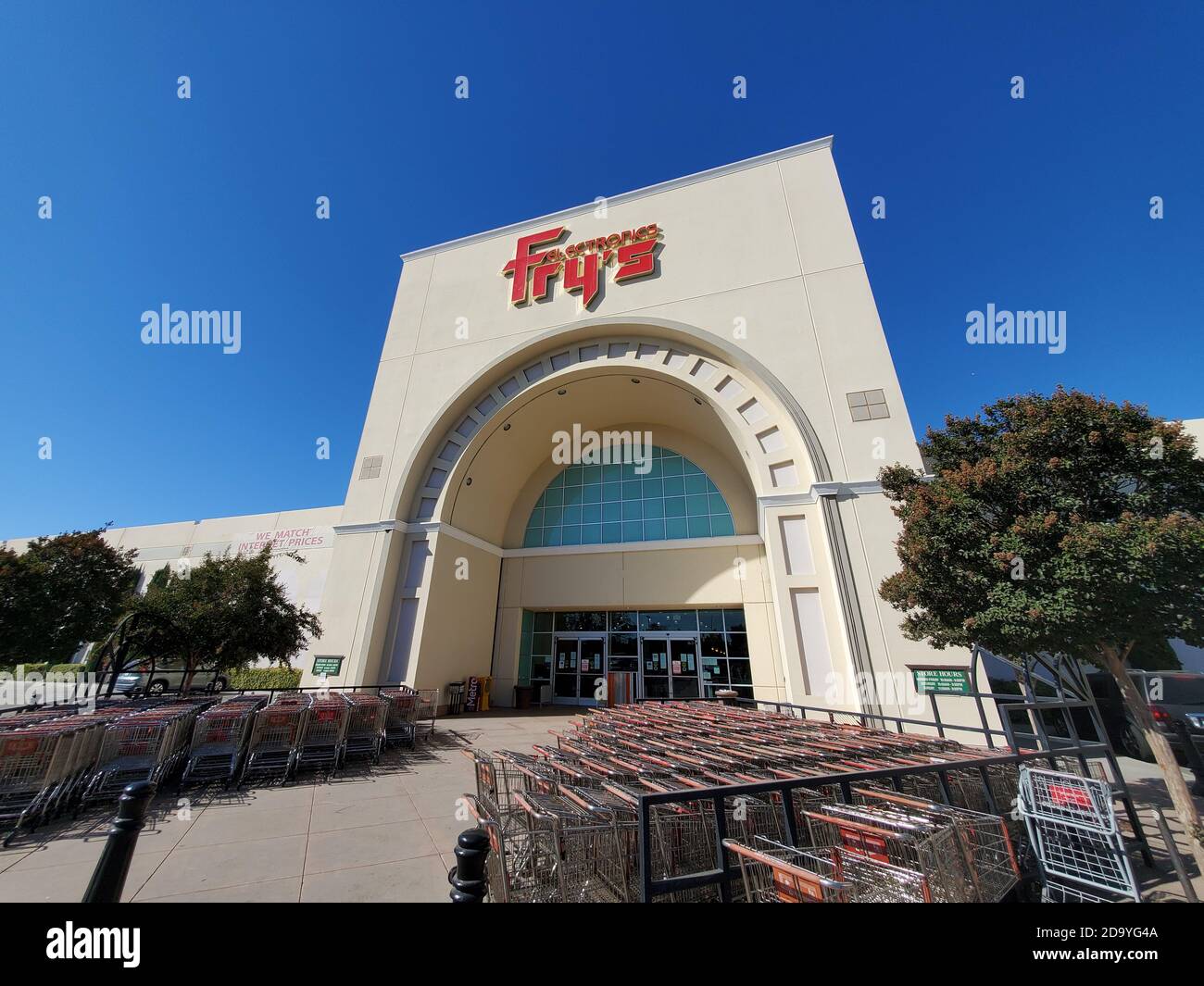Frys store hi-res stock photography and images - Alamy