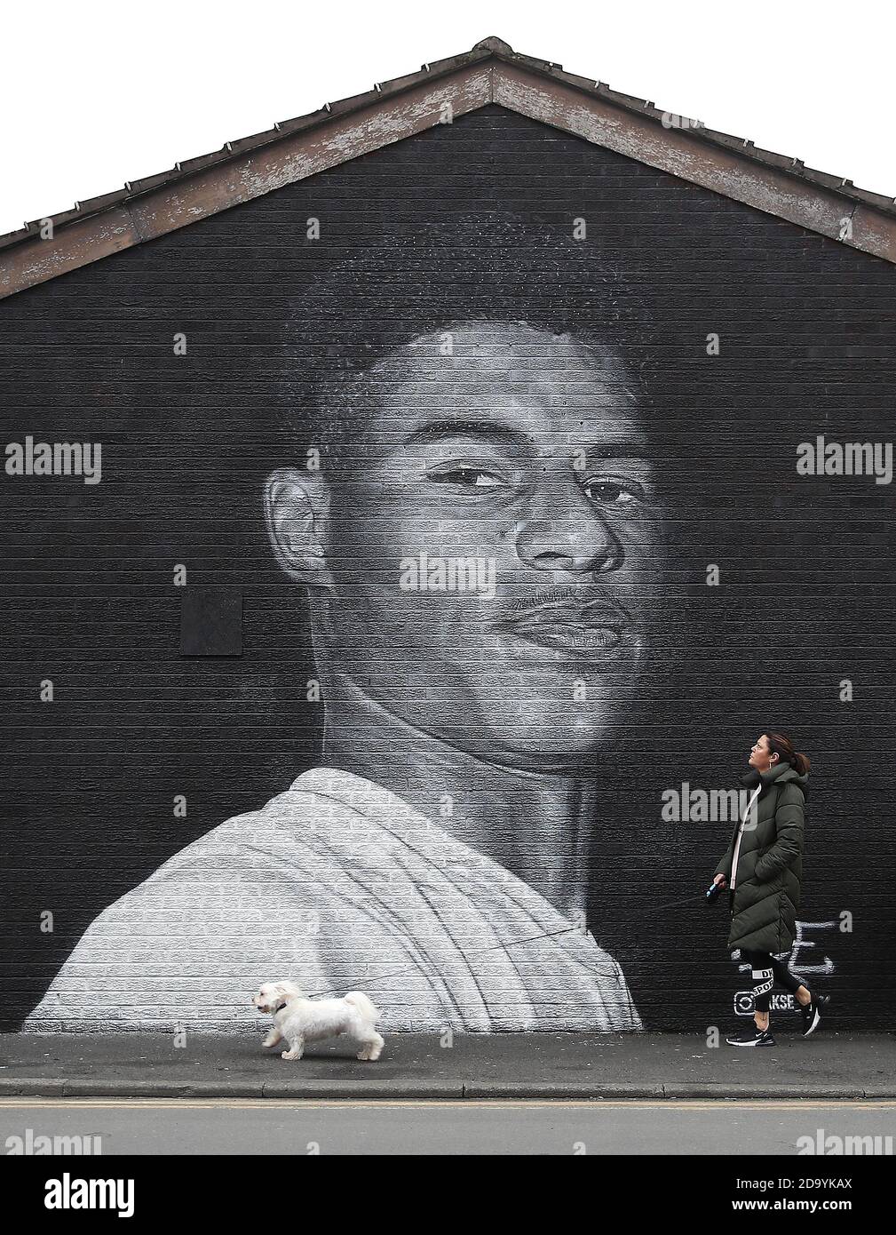 A mural of Manchester United striker Marcus Rashford by Street artist ...