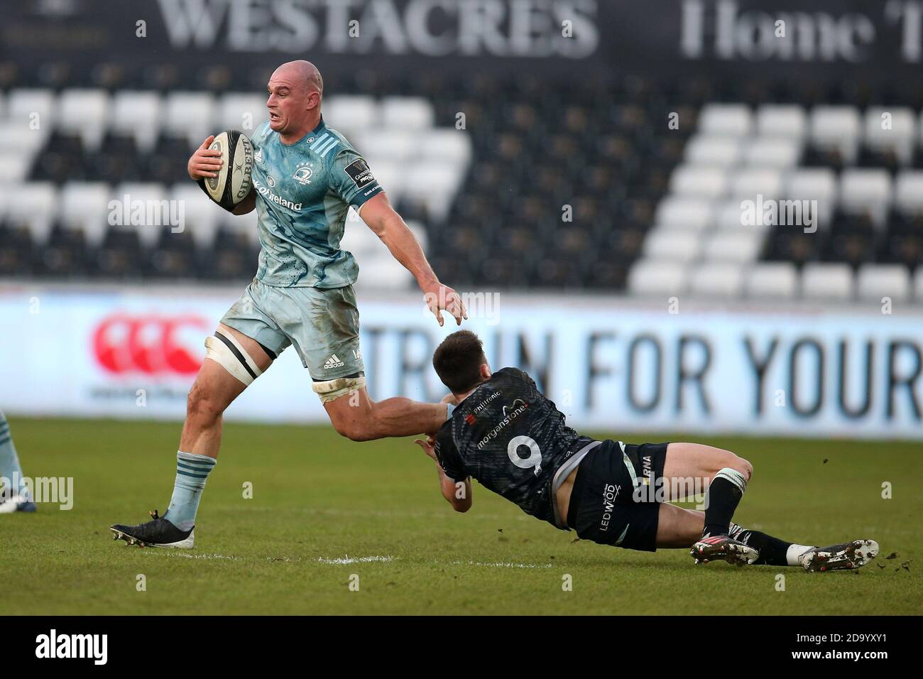 Rhys williams rugby league wales hi-res stock photography and images ...